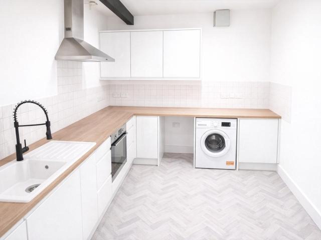 apartment in Flat 1, School, Main Road, Hallow, Worcester, WR2 6LD