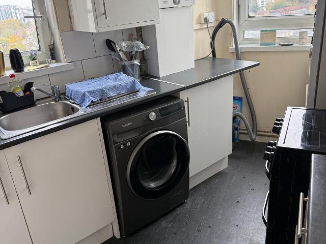 apartment in Frances Street,, SE18