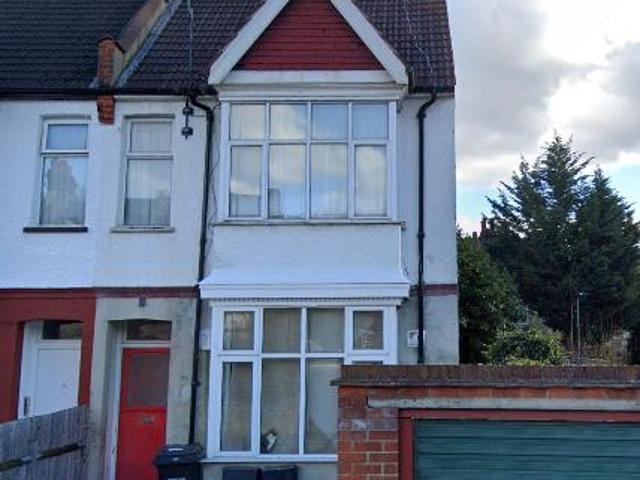 apartment in Francis Road, 2, Croydon