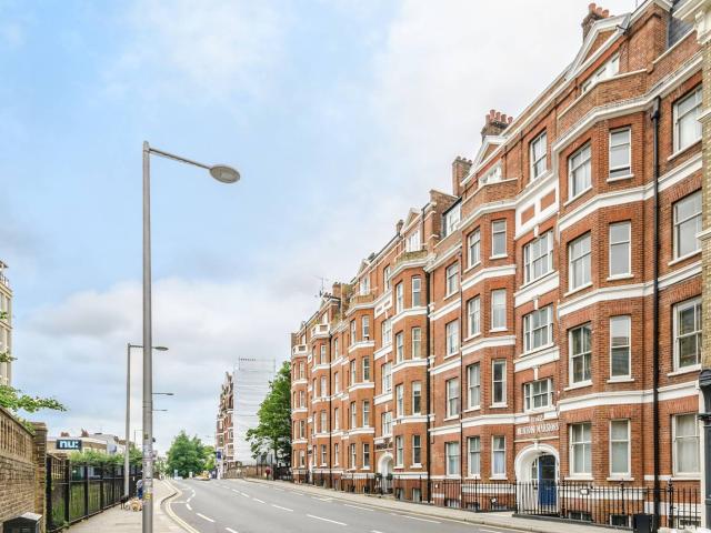apartment in Fulham Road