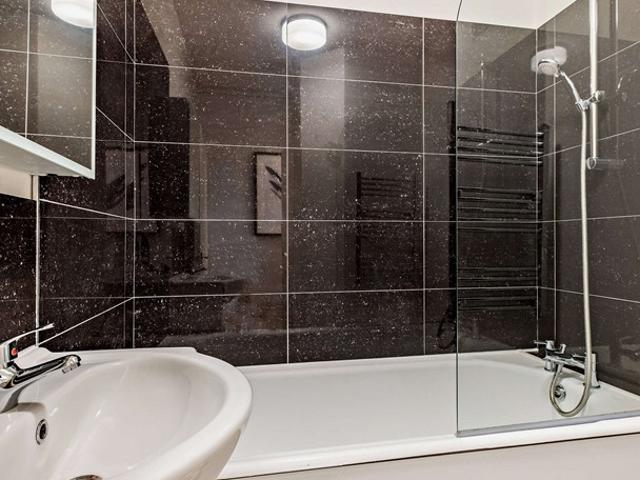 apartment in Fulham Road, Kensington And Chelsea