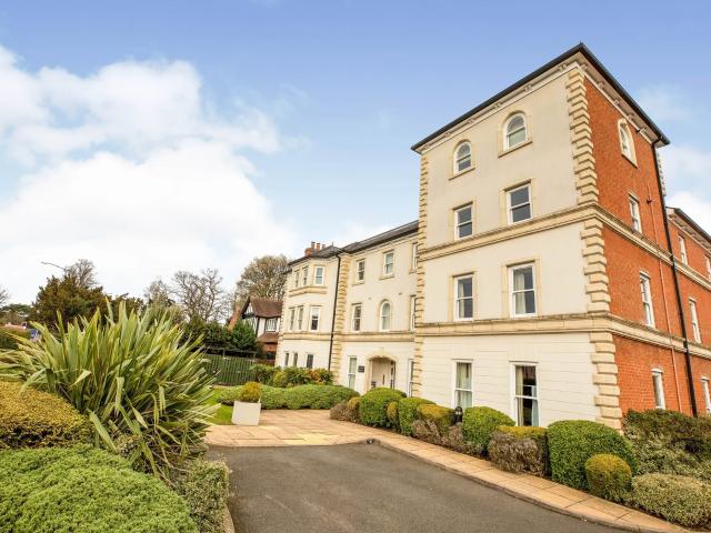 apartment in Kenilworth Road Leamington Spa