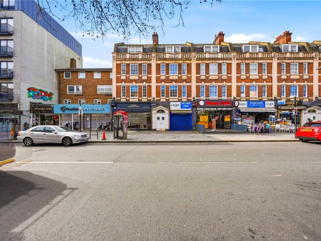 apartment in Kilburn High Road, Kilburn, London NW6 7QJ