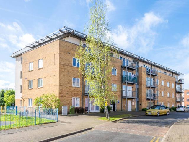 apartment in King George Crescent