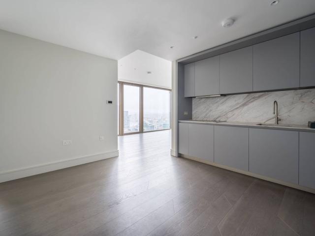 apartment in Houndsditch