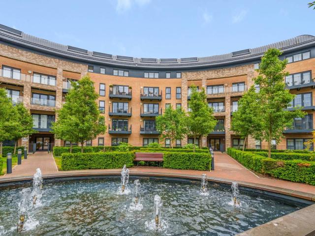 apartment in Howard Road