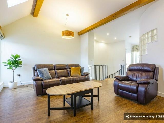 apartment in Hope Drive, The Park Estate, Nottingham, NG7