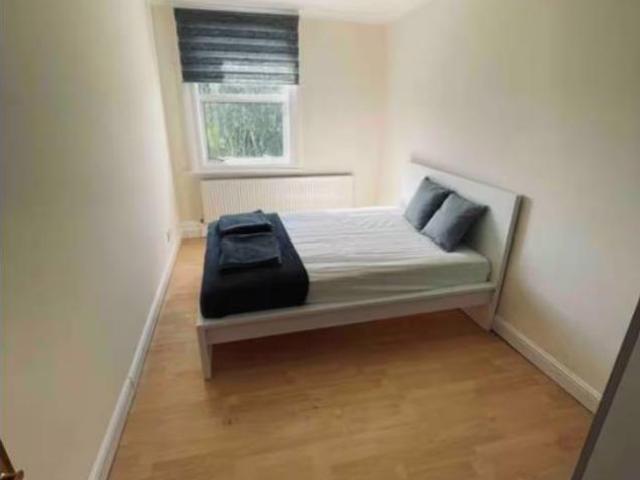 apartment in Hornsey Road, Greater London