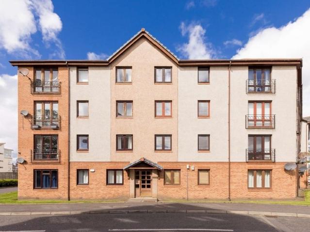 apartment in Hawkhill, Leith, Edinburgh, EH7 6LA