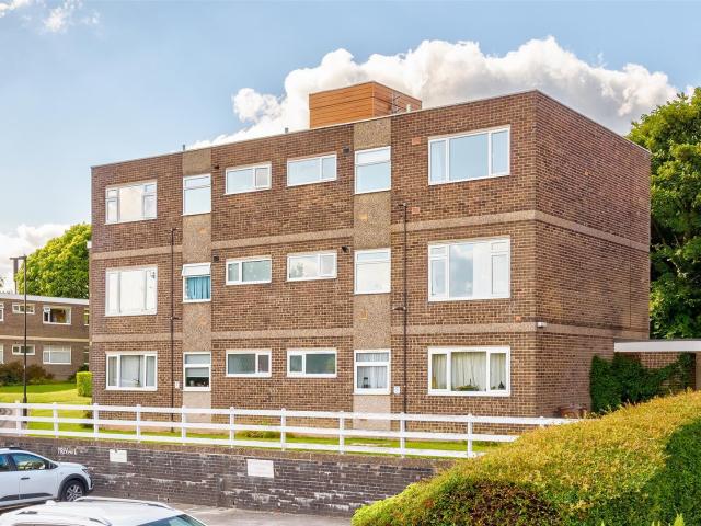 apartment in Hallam Grange Close, Fulwood, Sheffield