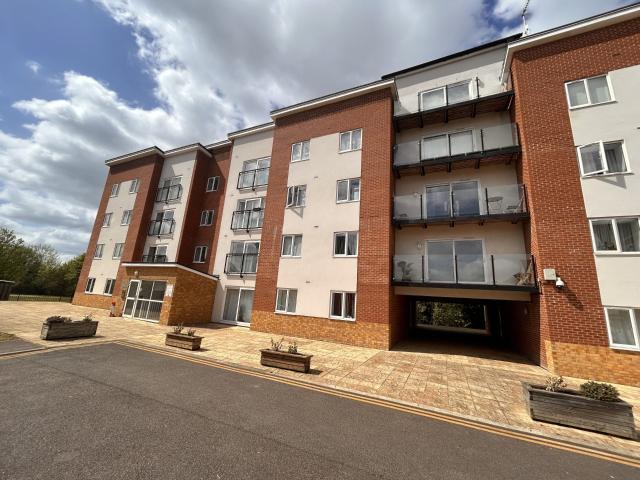 apartment in Harrow Close MK42