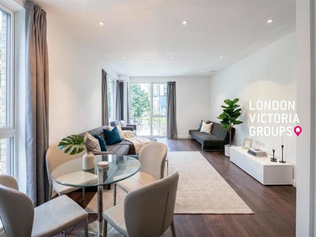 apartment in Hartwood Court, Devan Grove, London