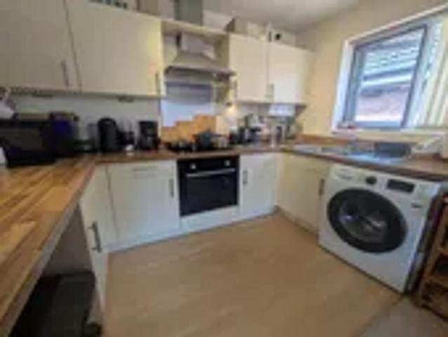 apartment in Hassocks Close, Beeston, NG9 2GH