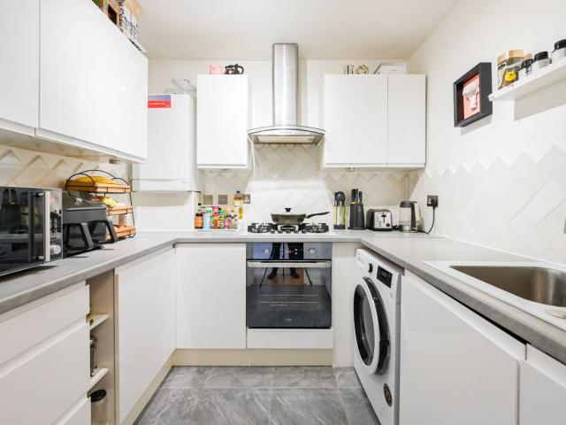 apartment in Hewison Street