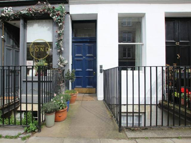 apartment in Henderson Row, Flat 1 Stockbridge, Edinburgh, EH3