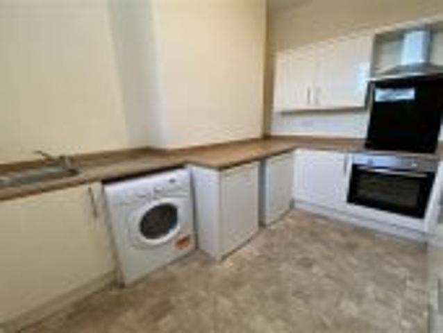 apartment in High Road, NG9 2JP