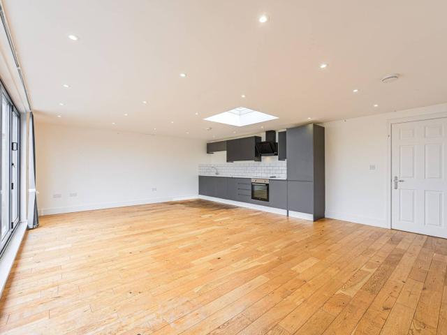 apartment in High Street