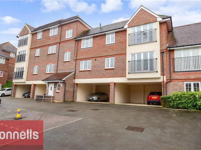 apartment in Highbank Haywards Heath