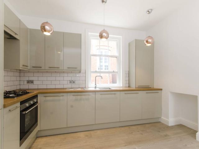 apartment in Old Sailors House