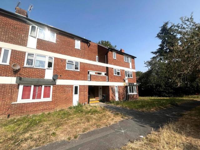 apartment in Ormonde Road, Wokingham, RG41