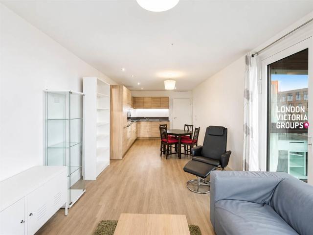 apartment in Oslo Tower, Naomi Street, London