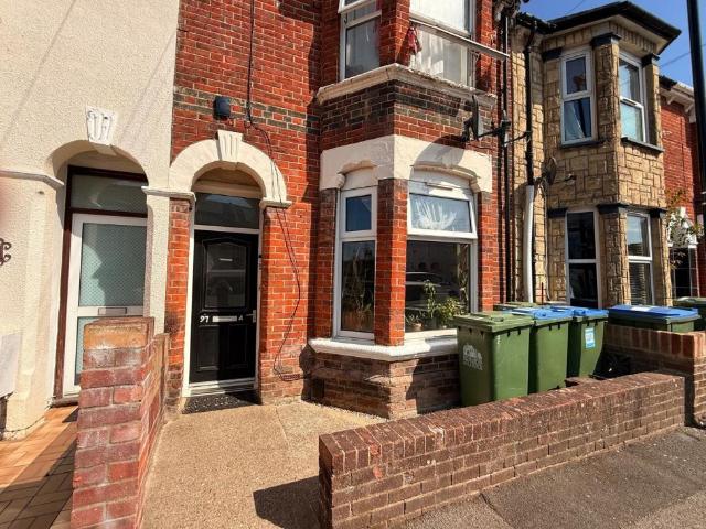 apartment in Oxford Avenue, Southampton, Hampshire