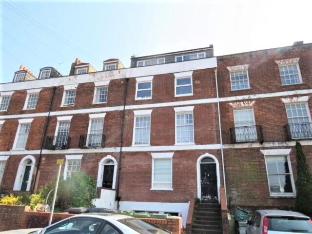 apartment in Oxford Road