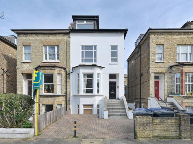 apartment in Oxford Road