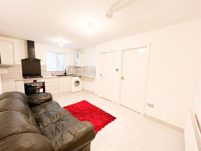 apartment in London Road, Croydon