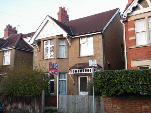 apartment in Latimer Road, Headington