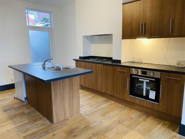 apartment in Lawn Road, Doncaster, DN1