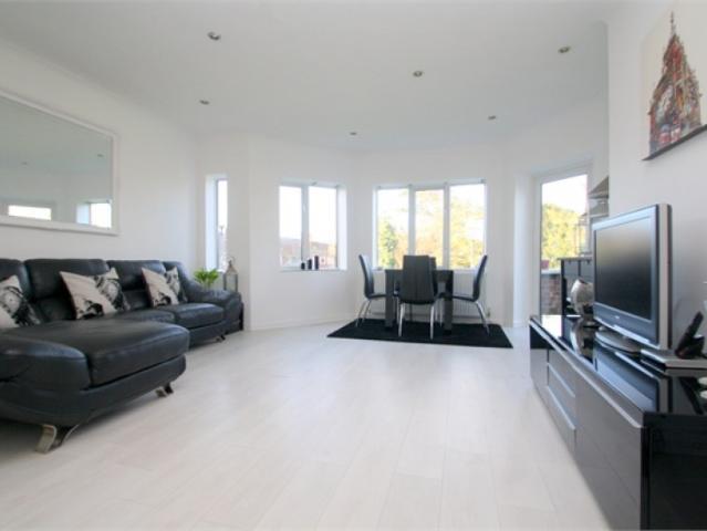apartment in Laleham Road, Staines upon Thames, Surrey