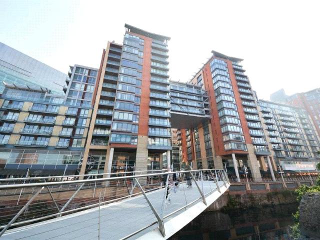 apartment in Leftbank 18, Spinningfields, Manchester City Centre, Manchester, M3 3AJ