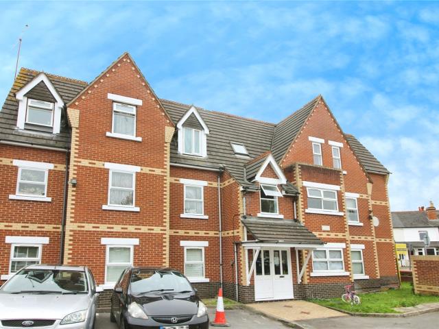 apartment in Liverpool Road, Reading, Berkshire, RG1 3PH