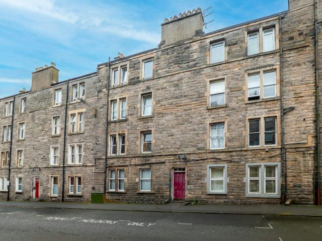 apartment in Lyne Street, Flat 2F1 Abbeyhill, Edinburgh, EH7