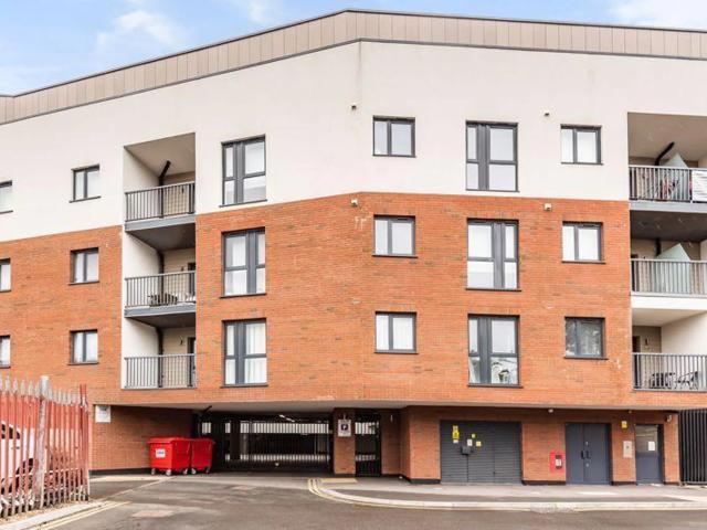 apartment in Lyons Way Stoke Road