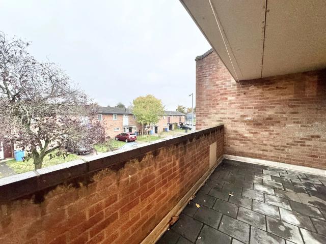 apartment in Mountbatten Court