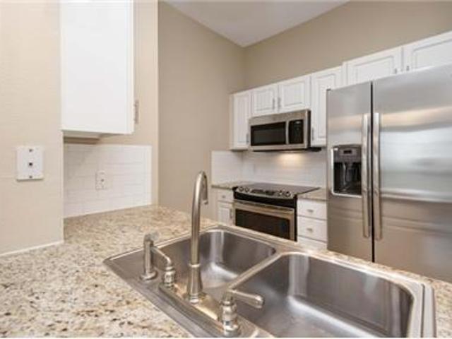 Apartment in move in condition in Houston. Pet OK!