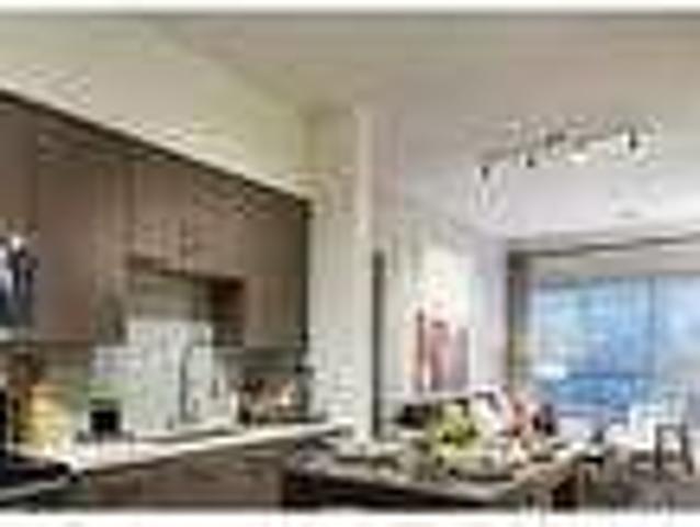 Apartment in move in condition in San Diego. Single Car Garage!