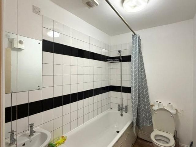 apartment in Montpelier Road, Brighton