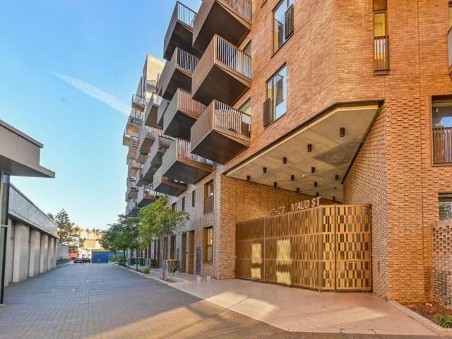 apartment in Maud Street
