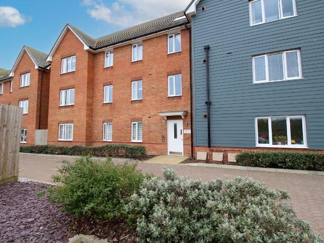 apartment in Maycock Place, Harris Court, CT21