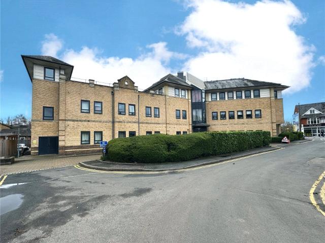apartment in Maybury Close, Frimley, Camberley, Surrey, GU16 7AX