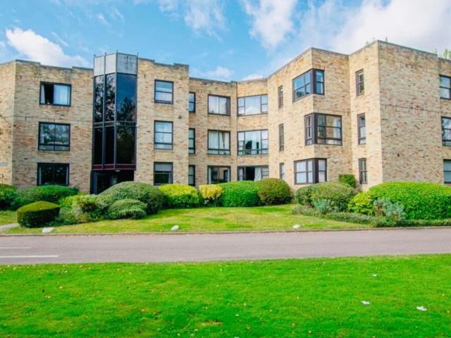 apartment in Manhattan Drive