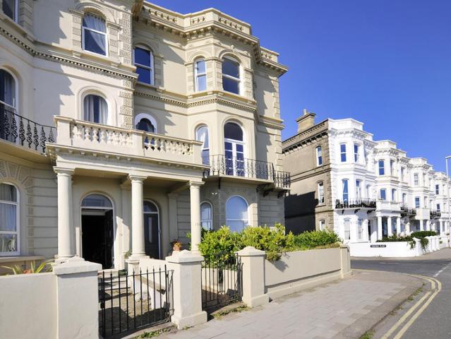 apartment in Marine Parade, Worthing