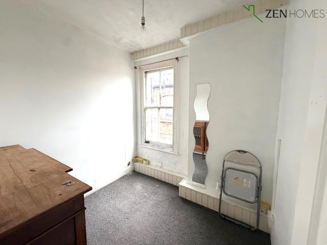 apartment in Marlborough Road, London