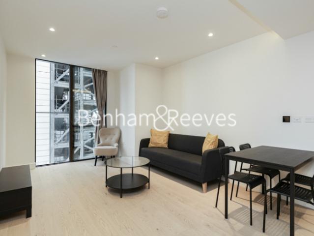 apartment in Marsh Wall, Canary Wharf, E14
