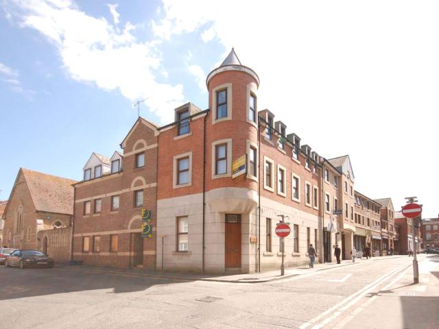 apartment in Martyr Road