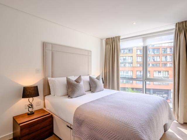 apartment in Merchant Square East, Edgware Road, London, W2 1AN