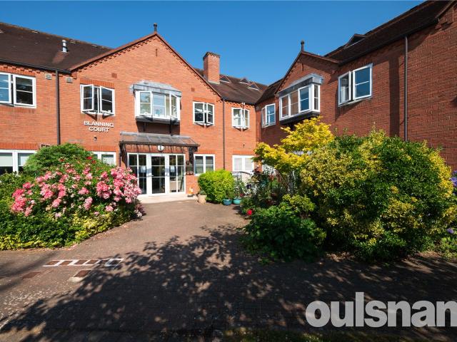 apartment in Michael Blanning Gardens, Dorridge, Solihull, West Midlands, B93 8SN